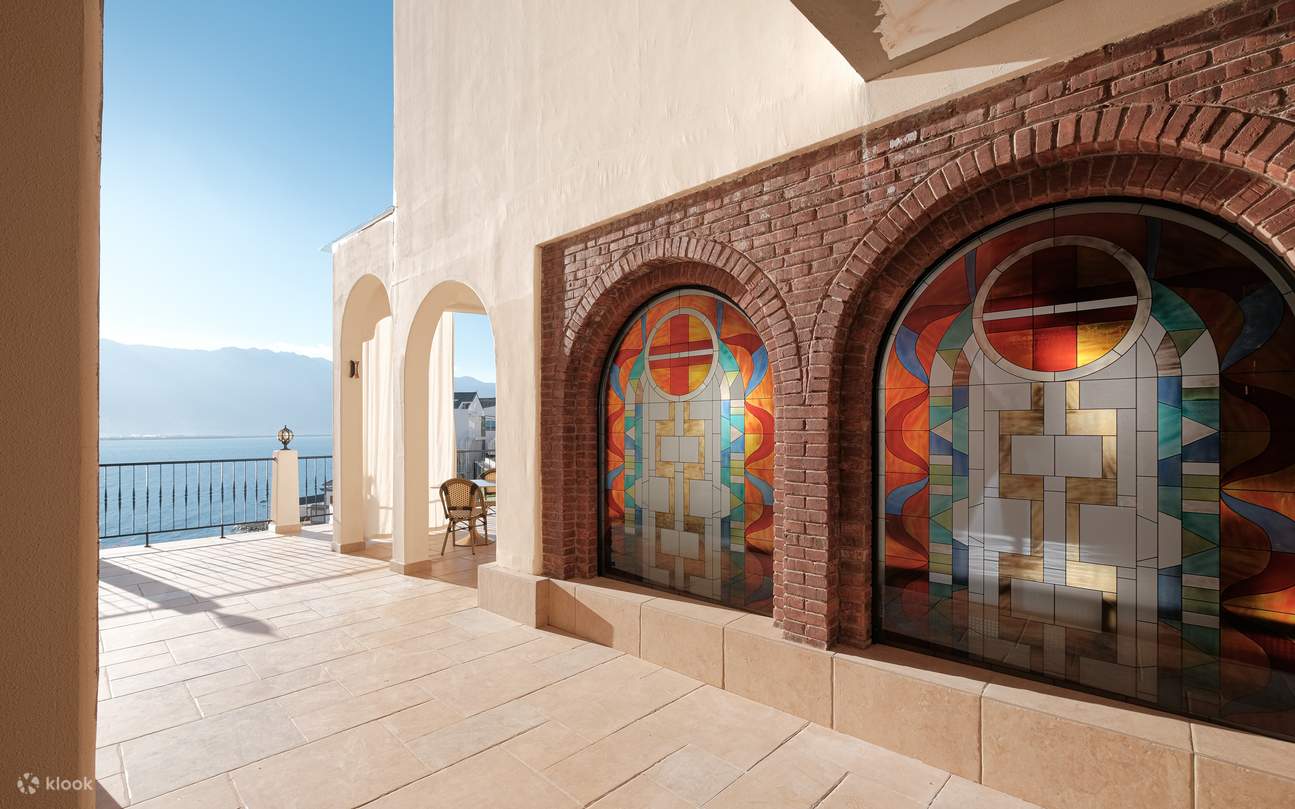 Dali Muxinbao Cliff Secret Realm Manor Accommodation Package - Klook